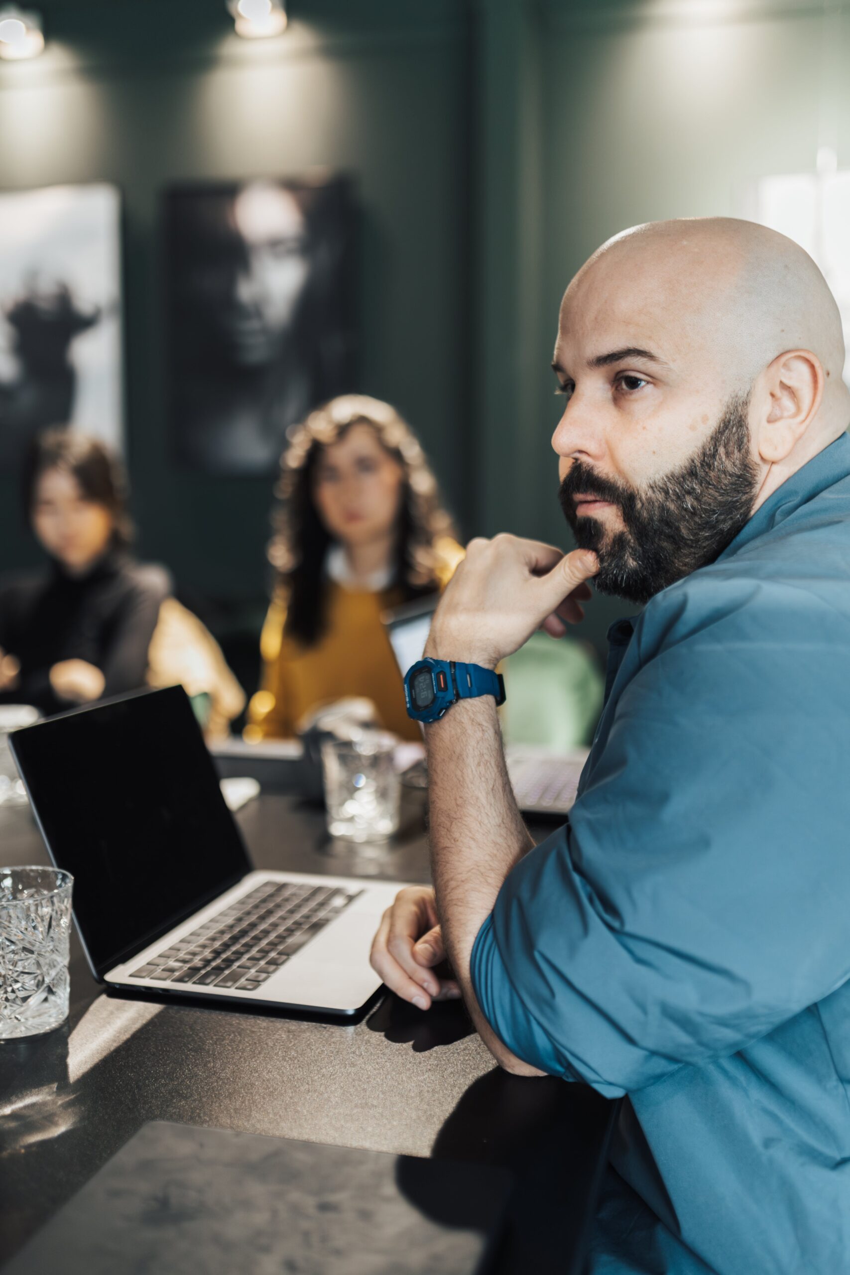 What is an Expat? The Role & Impact on Your Business